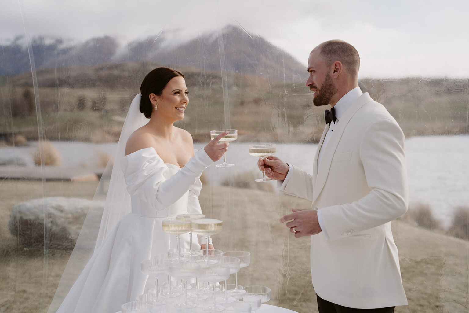 4 Unique Wedding Cocktail Hour Elements — Kate Roberge Photography